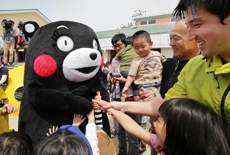 Photo Special: Kumamon back in action - The Mainichi
