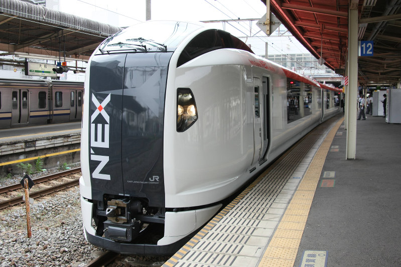 JR express train conductor caught sleeping on the job - The Mainichi