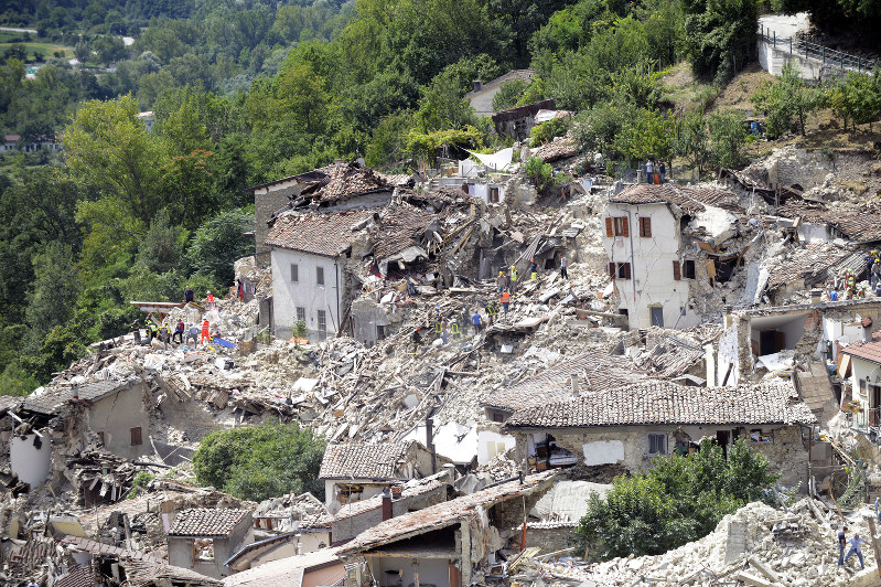 Photo Special: Aftershocks rattle Italian quake zone; toll rises to 250 ...