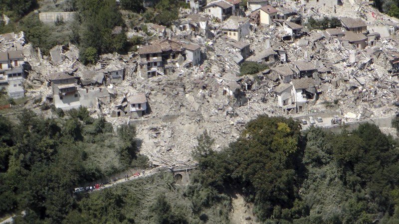 Photo Special: Aftershocks rattle Italian quake zone; toll rises to 250 ...