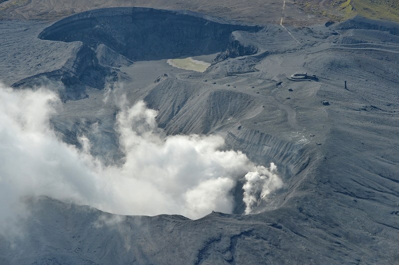 Photo Special: Mount Aso erupts, JMA warns of further eruption on same ...