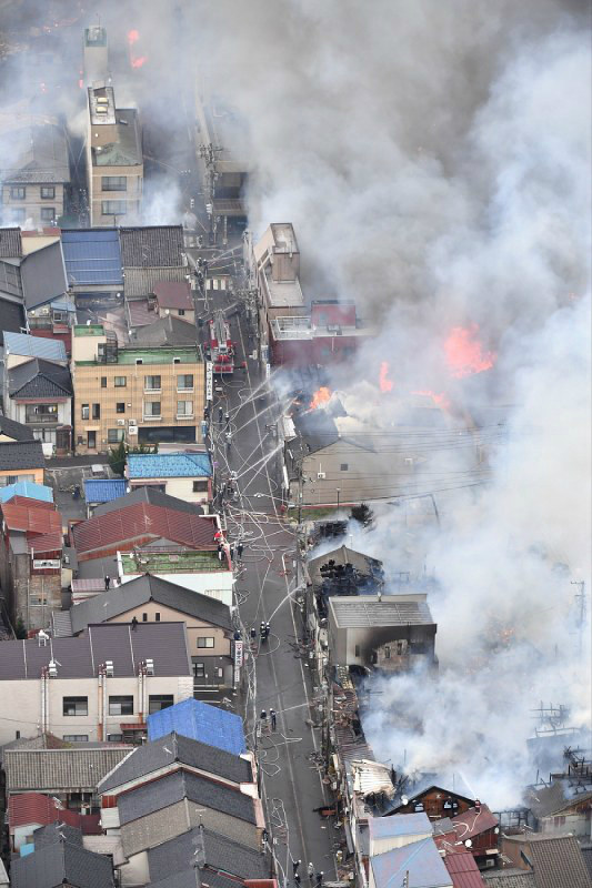 Photo Special: Fire engulfs 140 buildings in Niigata Prefecture - The ...