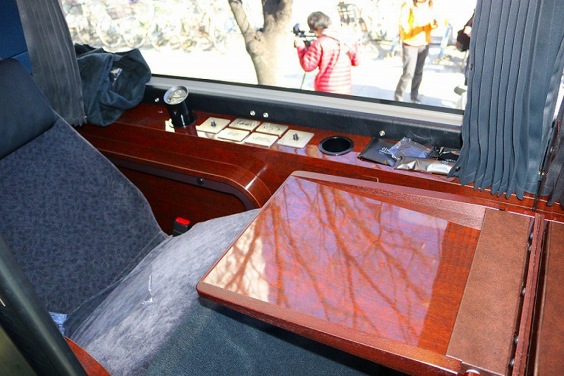 Photo Special: Highway night bus equipped with only private rooms - The ...