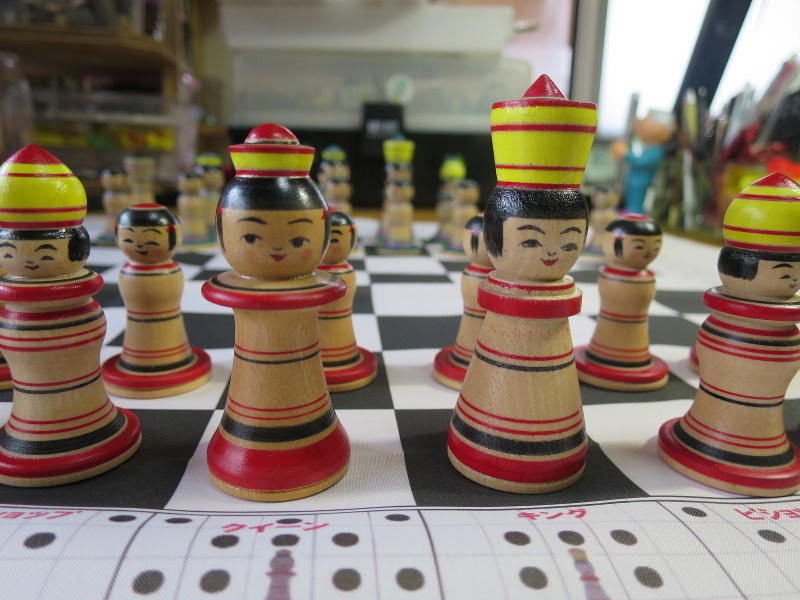 New chess-like game involving dolls taking Japan by storm - The Mainichi