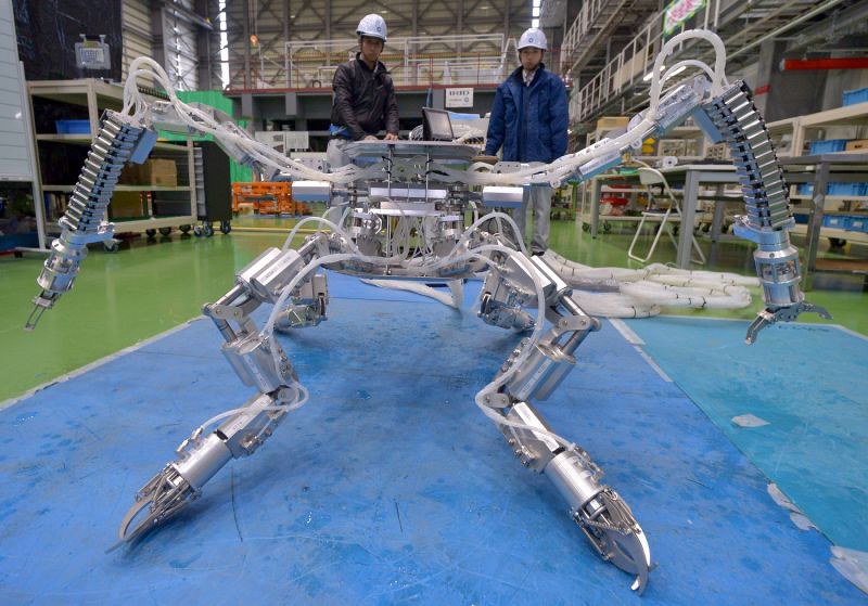 福島第1原発：「筋肉ロボット」廃炉に活用へ 試作機公開 [写真特集4/16] | 毎日新聞