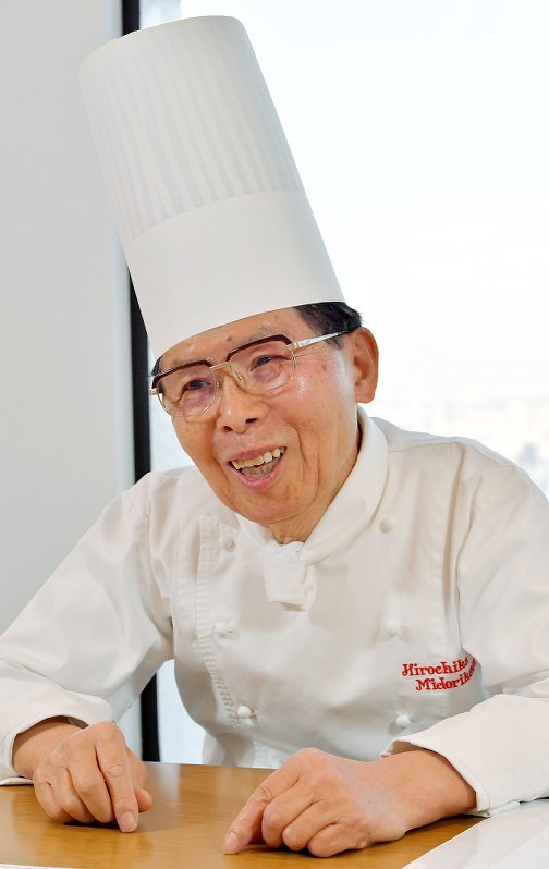 Japanese chef becomes first to win esteemed French award - The Mainichi