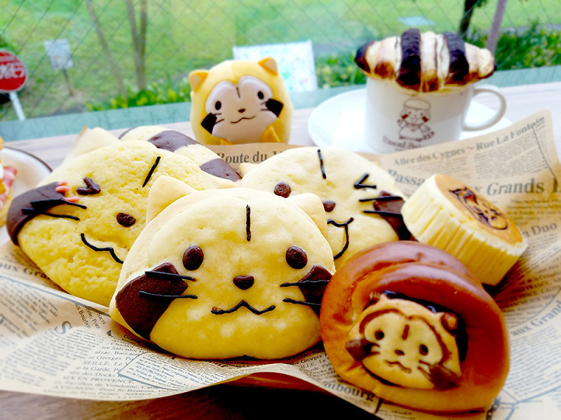 In Photos: 'Rascal the Raccoon' pastries hit shelves - The Mainichi