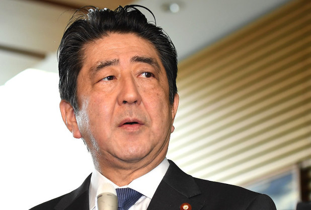 Abe admits overreach on Constitution, but remains determined to make ...