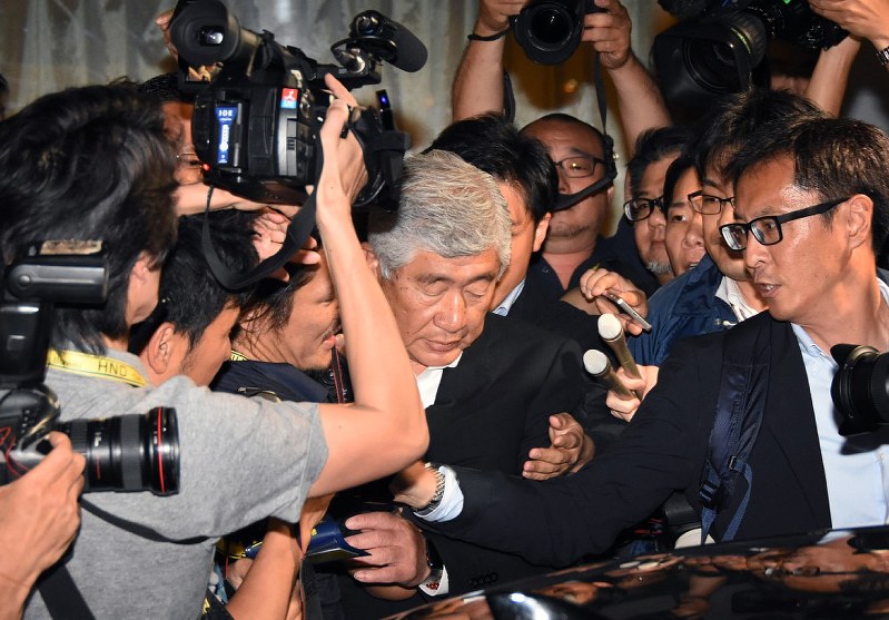 Nihon Univ. coach's decision to quit over dirty tackle fails to dispel ...