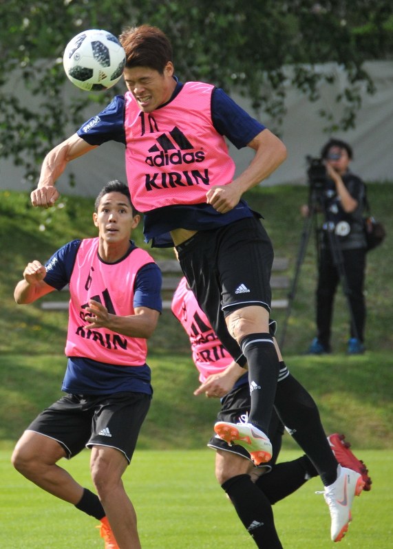 Soccer: Samurai Blue practices set plays, shooting in bid to improve ...