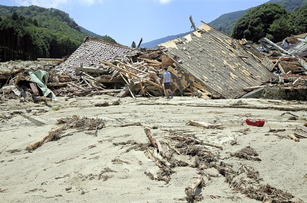Helicopters played key role in rescuing stranded residents in rain ...