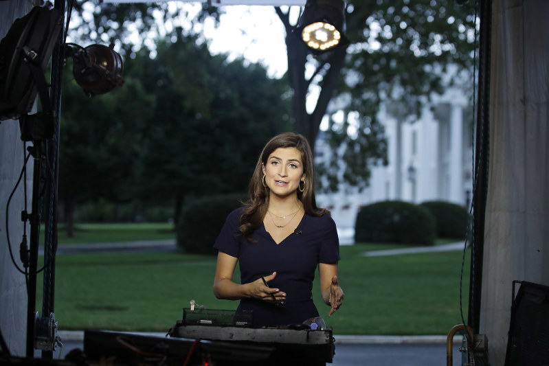 White House bars CNN correspondent from open press event - The Mainichi