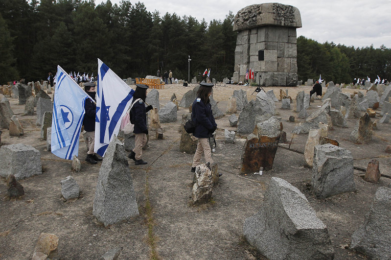 Ceremony marks 75 years since Treblinka death camp revolt - The Mainichi