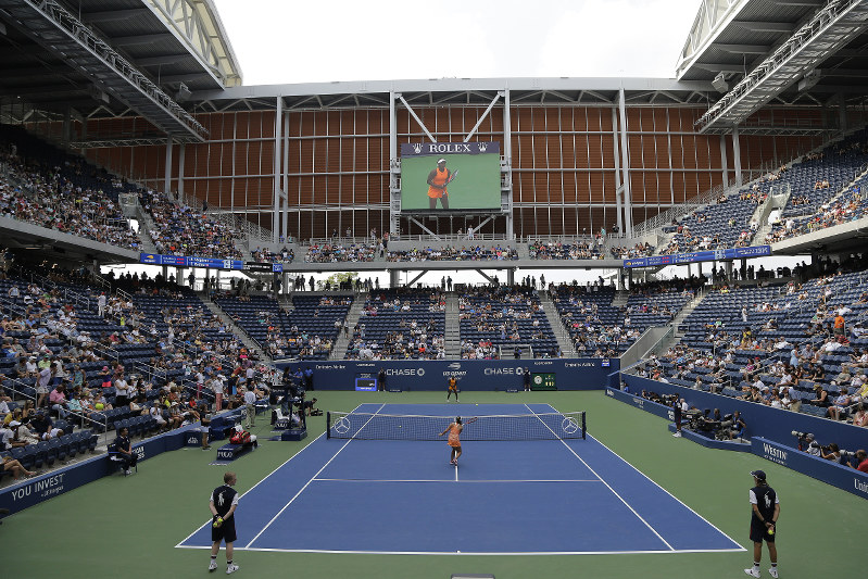 New stadium, new clocks make for a new-look US Open - The Mainichi