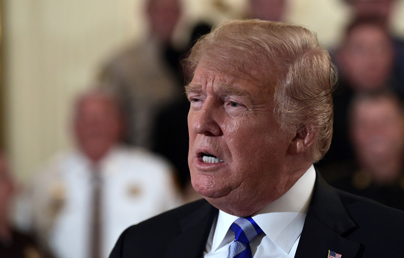 Trump fumes over NYT op-ed; top officials swiftly deny role - The Mainichi