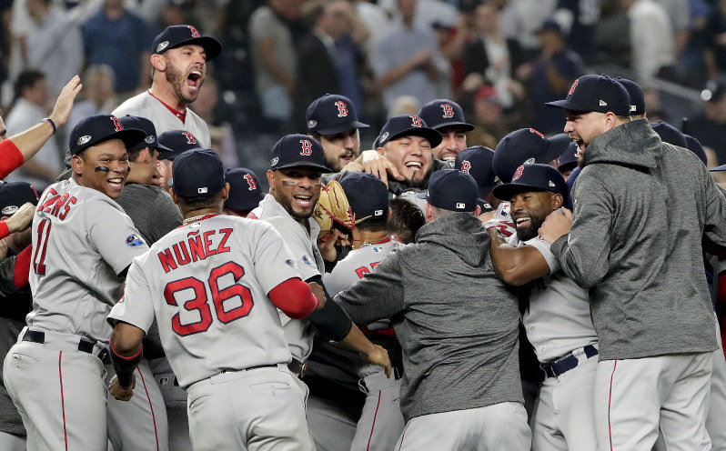 MLB: Red Sox hold off Yanks in Game 4, face Astros in ALCS - The Mainichi