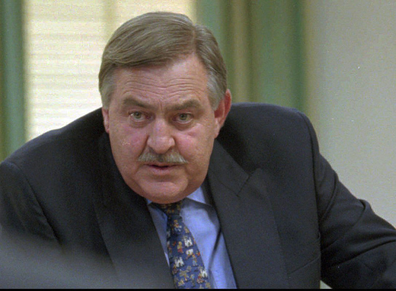 Pik Botha, apartheid-era South African minister, dies at 86 - The Mainichi