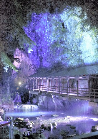 Japan's largest limestone cave Akiyoshido to be lit up in rainbow ...
