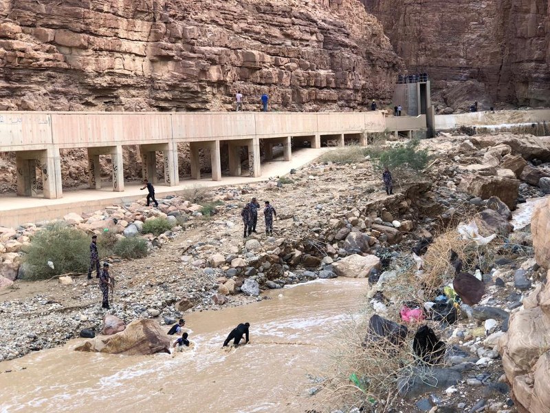 Death toll in Jordan flood rises to 20, mostly children - The Mainichi