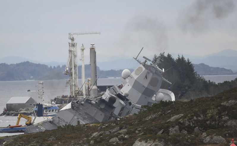 Norwegian frigate is rammed by tanker in harbor, could sink - The Mainichi