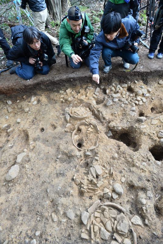 In Photos: Stone pavement found at Japan's largest ancient tomb - The ...