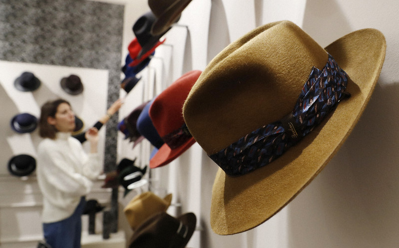 From Bogart to millennials: Italian hat maker tries new look - The Mainichi