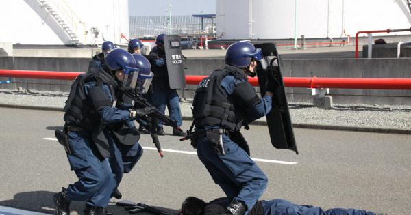 Tokyo police hold counterterrorism drill at Haneda Airport - The Mainichi