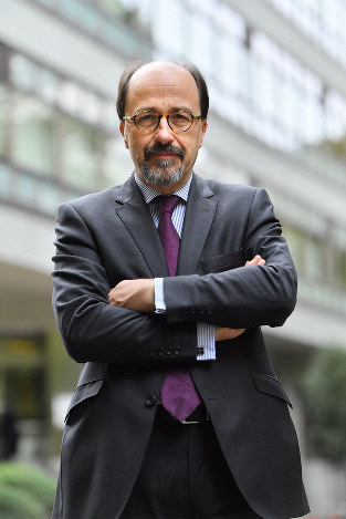 Bill Emmott: Heisei era marked by long-term economic, social changes ...