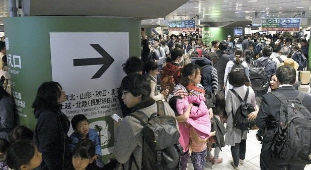 Bullet train blues: Shinkansen delay hits over 42,000 holiday travelers ...