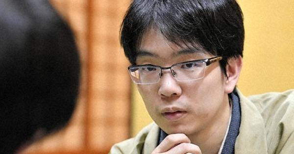Young shogi pro Toyoshima wins 1st campaign for prestigious Meijin ...