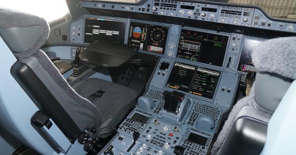 In Photos: JAL's sparkly new Airbus A350 inside and out - The Mainichi