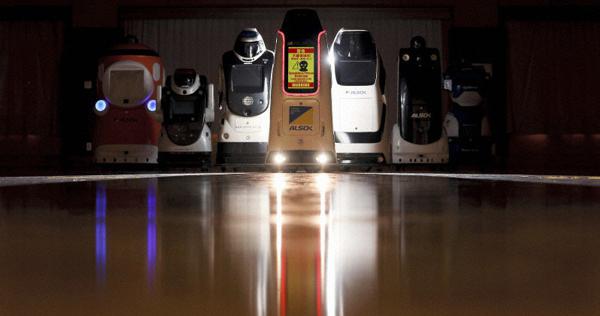 Olympic eye: Japanese security robots to the rescue - The Mainichi