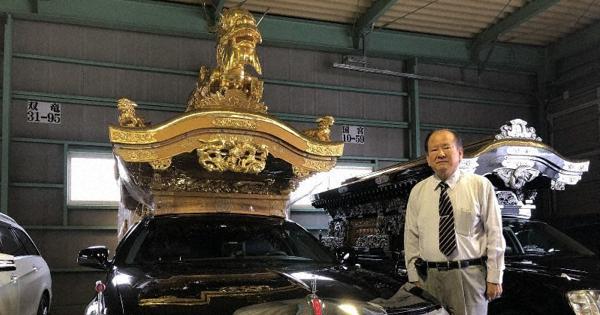 Lavish traditional hearses grow popular overseas amid falling use in ...