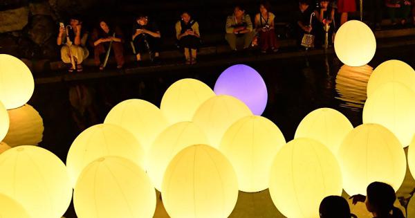In Photos: Kyoto shrine gets otherworldly glow in art event - The Mainichi