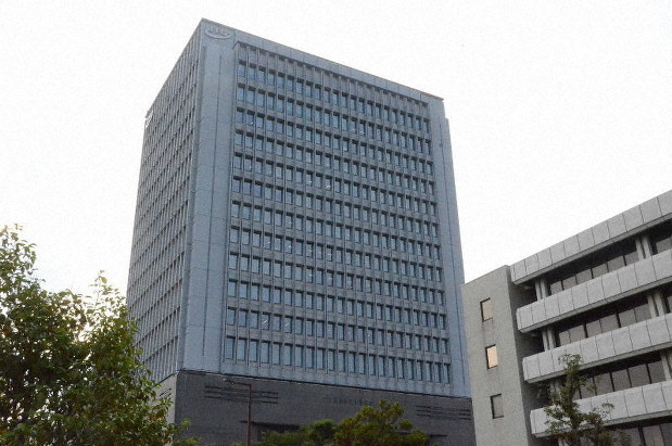 Banks in Japan rest staff, boost efficiency with midday service breaks ...