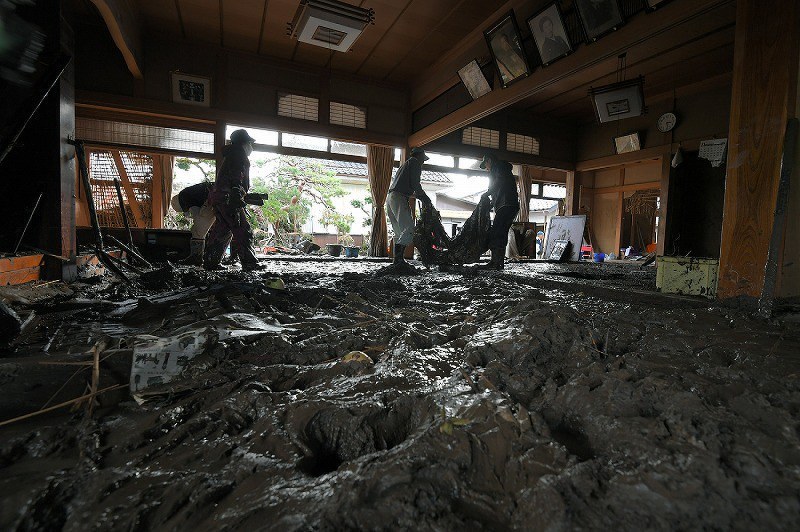 In Photos: More heavy damage from Japan's Typhoon Hagibis revealed ...