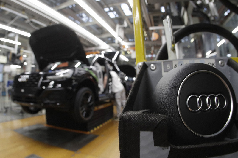 German automaker Audi to cut 9,500 jobs by 2025 - The Mainichi