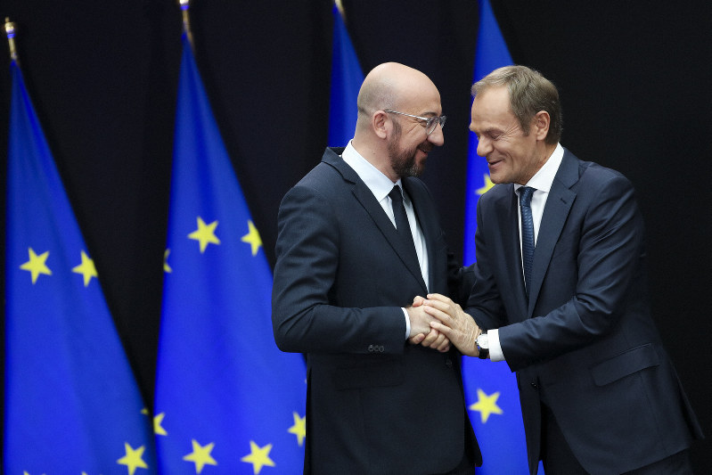 EU's Tusk, Juncker bow out, new team to move in - The Mainichi