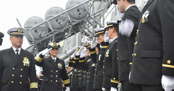 Japan Aegis destroyer hosts 1st female captain - The Mainichi