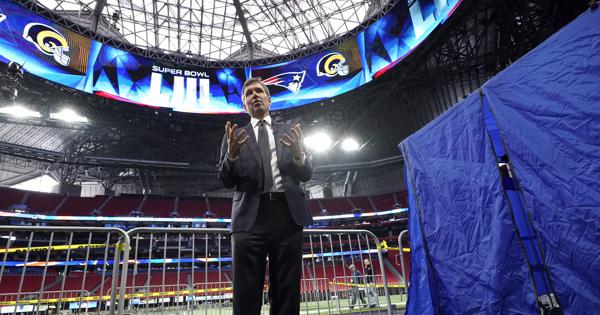 NFL tries to dispel mystery around sideline medical tent - The Mainichi