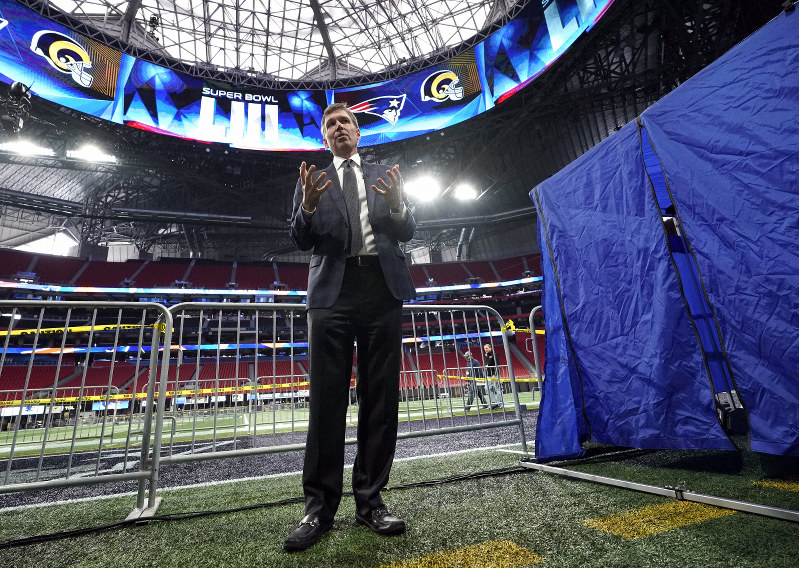 NFL tries to dispel mystery around sideline medical tent - The Mainichi