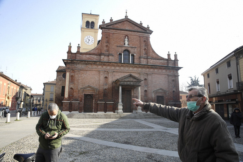Italian towns on lockdown after 2 virus deaths, clusters - The Mainichi