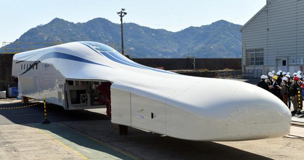 Need for speed: Improved maglev train prototype unveiled at west Japan ...