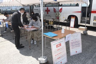 West Japan Red Cross calling for blood donations as pandemic response ...
