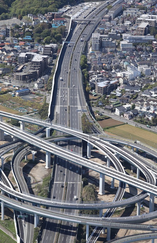 In Photos: Golden Week holiday travelers disappear in Japan amid ...