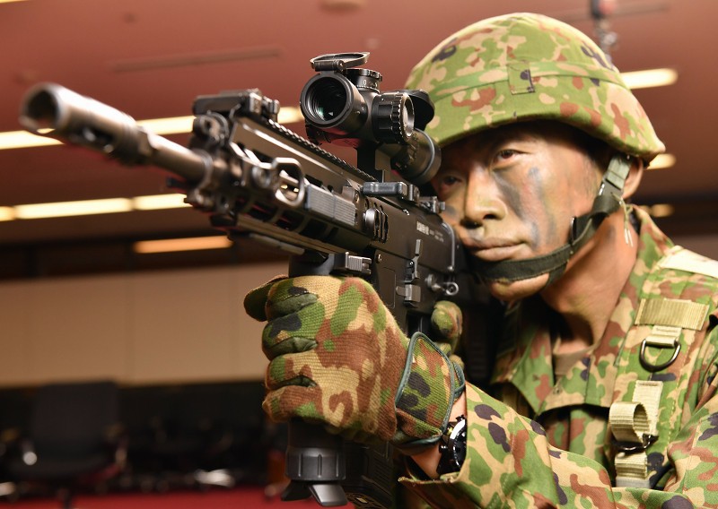In Photos: Japan's GSDF members get new weapons - The Mainichi