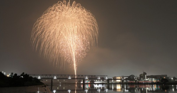 In Photos: Surprise fireworks light up skies across Japan in bid to ...