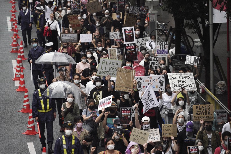 Japan, New Zealand march to mourn George Floyd, seek change - The Mainichi