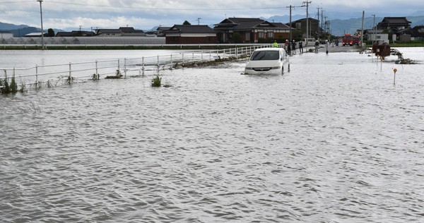 In Photos: Flooding ravages Oita in southwestern Japan - The Mainichi