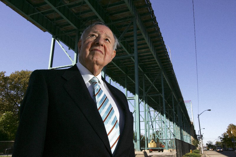 Detroit billionaire Manuel 'Matty' Moroun dies at 93 - The Mainichi